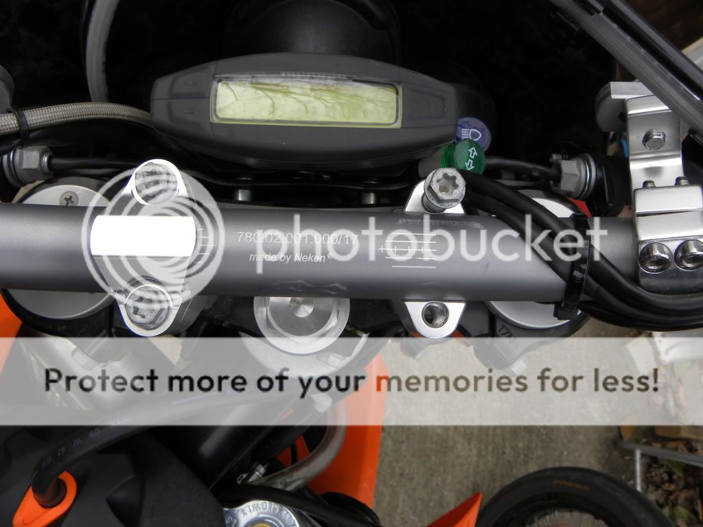 KTM Handlebar Mounts that BREAK!!! | SuperMoto Junkie